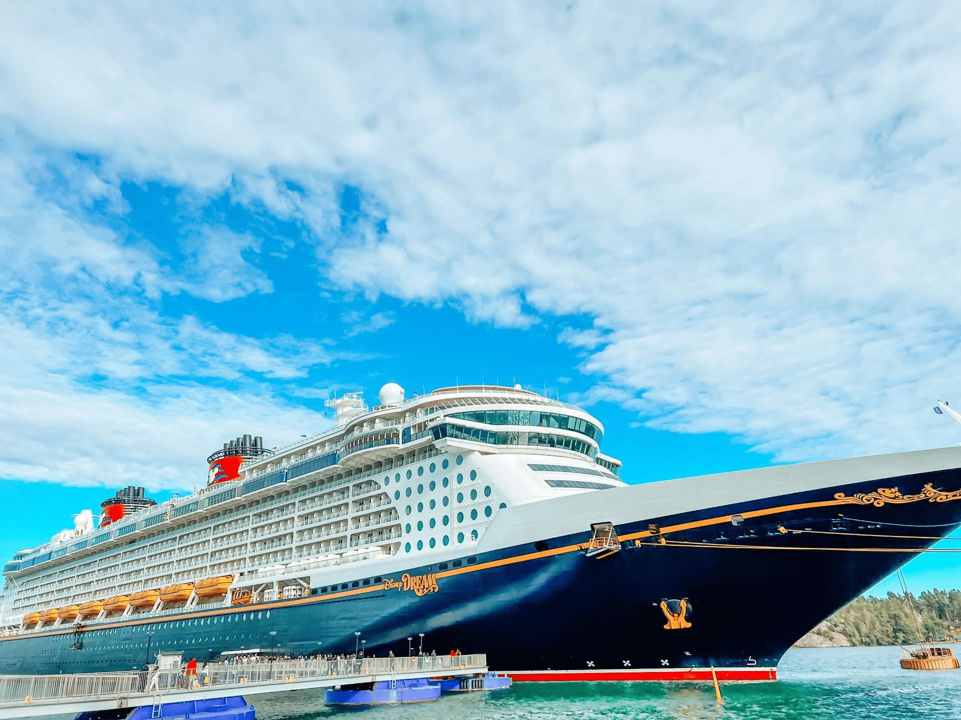 Disney Dream Cruise Ship Guide