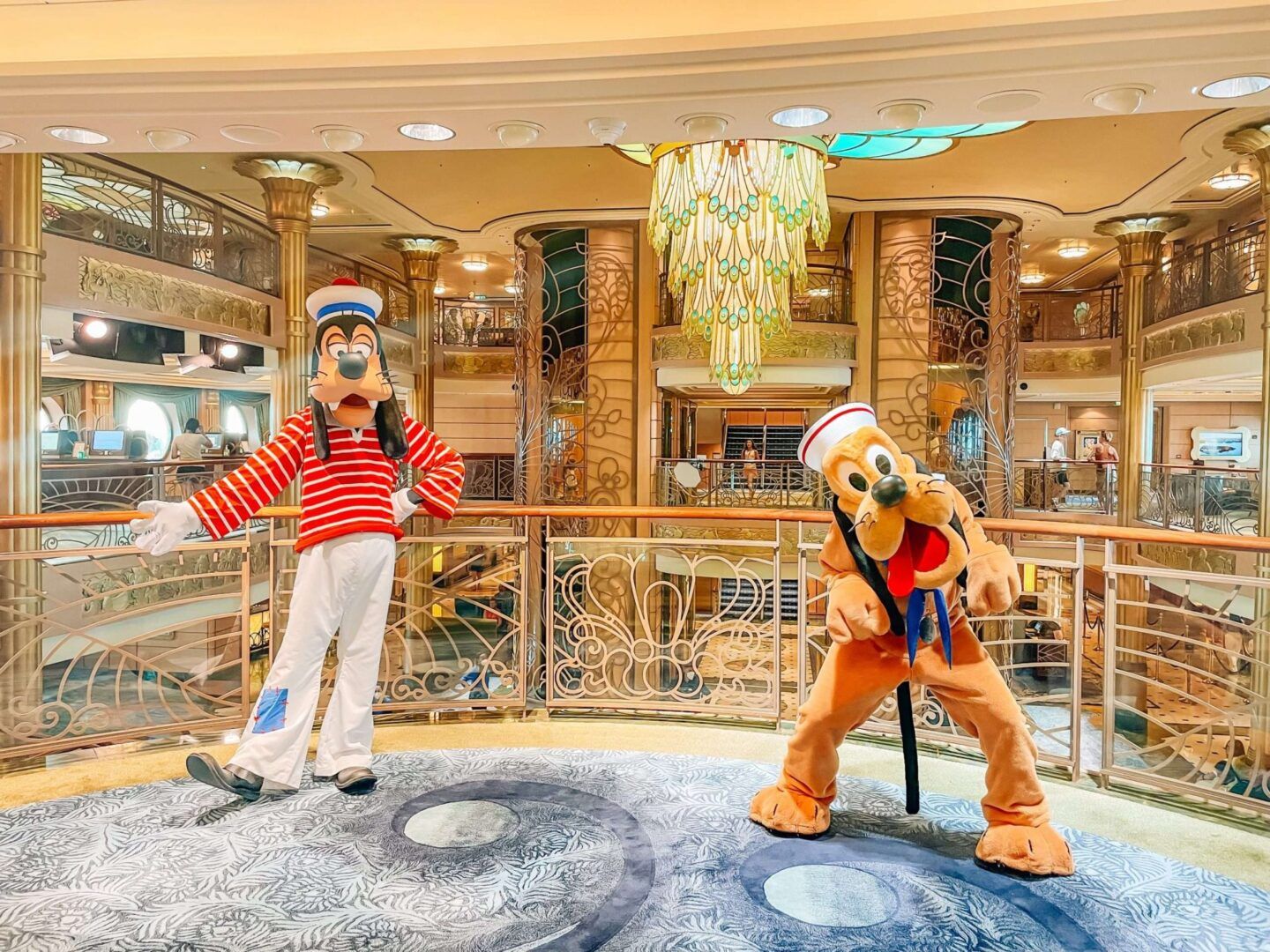 Guide to the Disney Cruise Line Navigator App